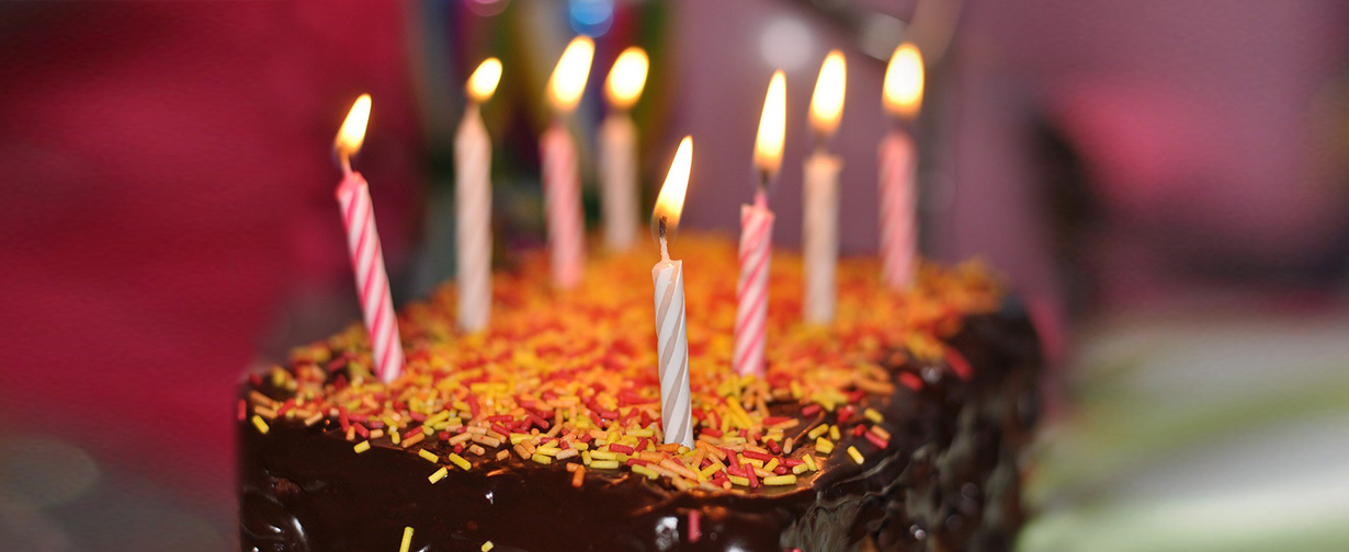 6 Reasons to Hire a Catering Service for an Epic Birthday Party